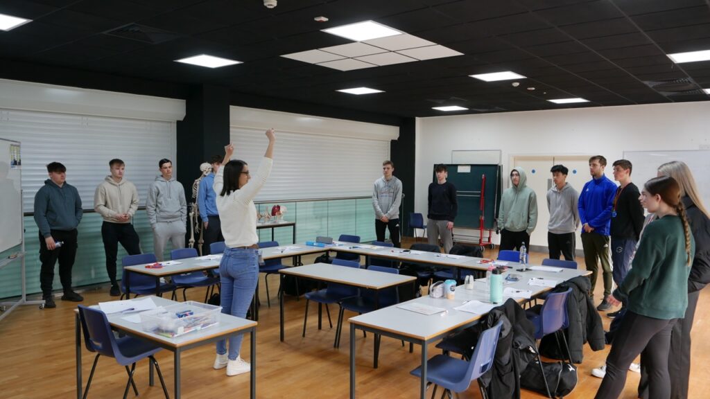 Woking College | Surrey | How to Apply